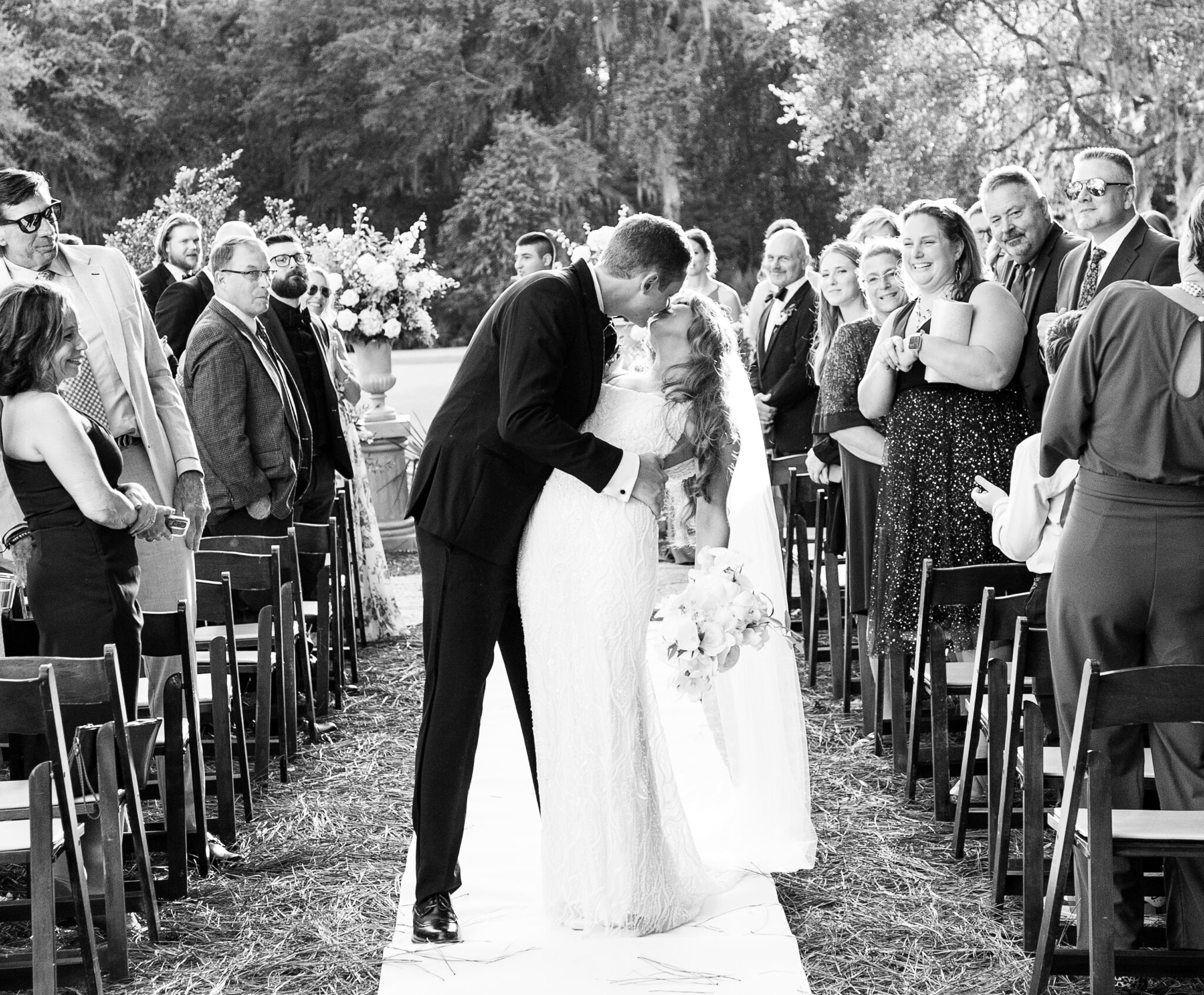 Winning with the 5 Must-Have Wedding Photos | Lisa Staff Photography ...
